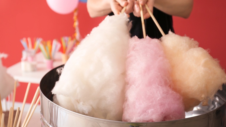 How to Make Yummy Fairy Floss at Home - kernelogy.com